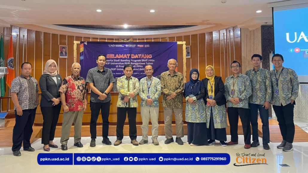 Studi Banding Program Studi PPKn FKIP UNIROW Tuban dan Program Studi PPKn FKIP UAD - Program ...